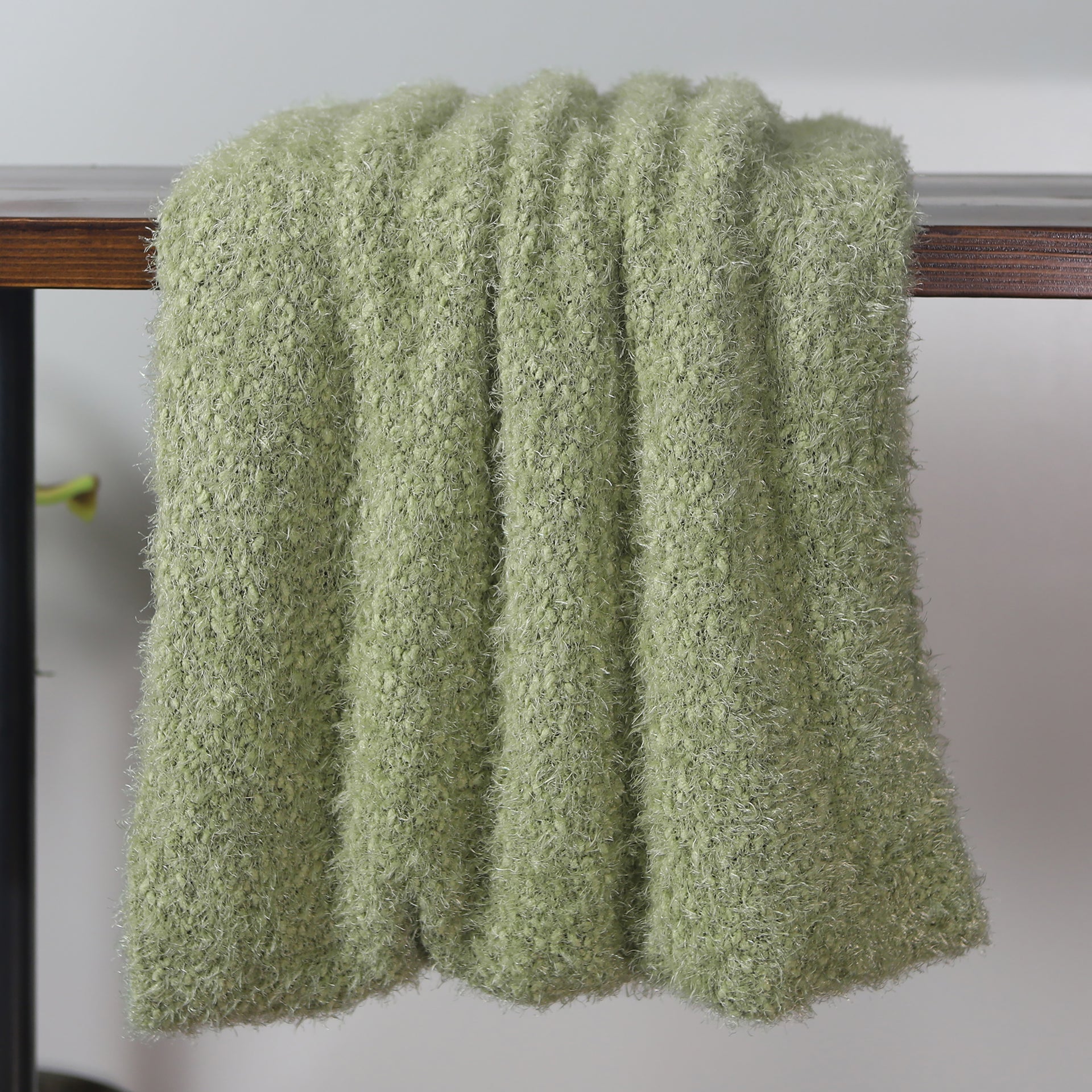 Pizzazz throw – Bedford Collections